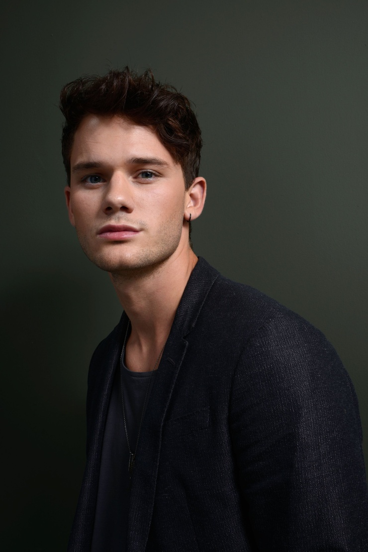 Image of Jeremy Irvine