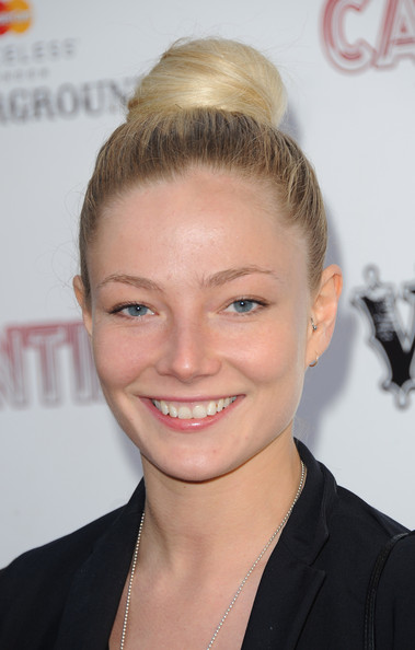 Picture of Clara Paget