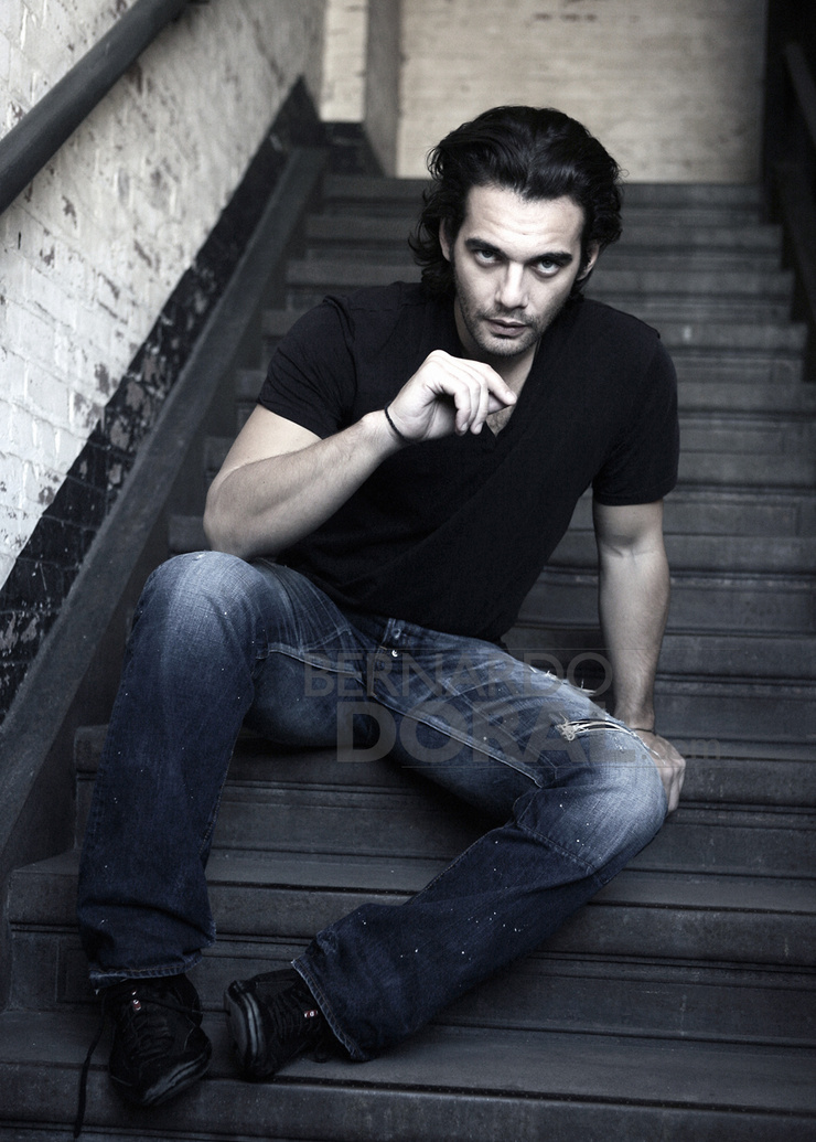 Image of Theo Alexander