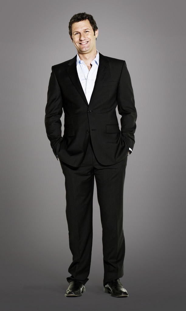 Picture of Adam Hills