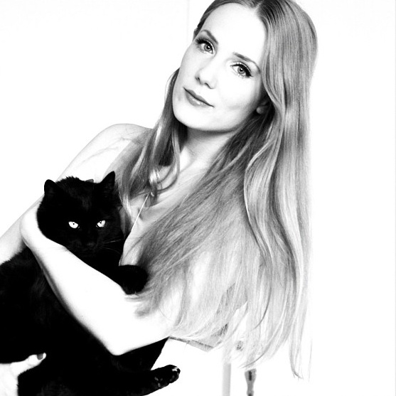 Image of Simone Simons