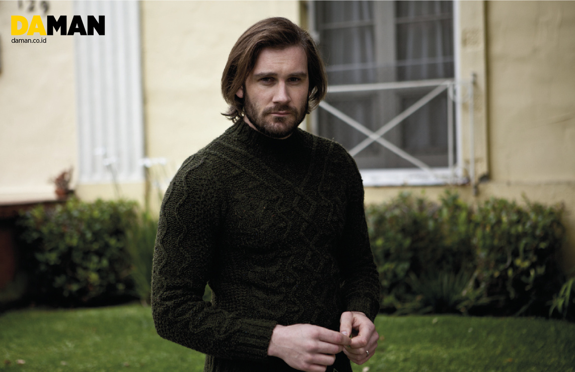 Picture of Clive Standen