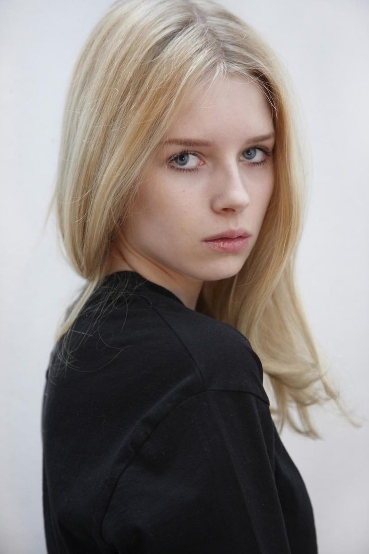 Picture of Lottie Moss