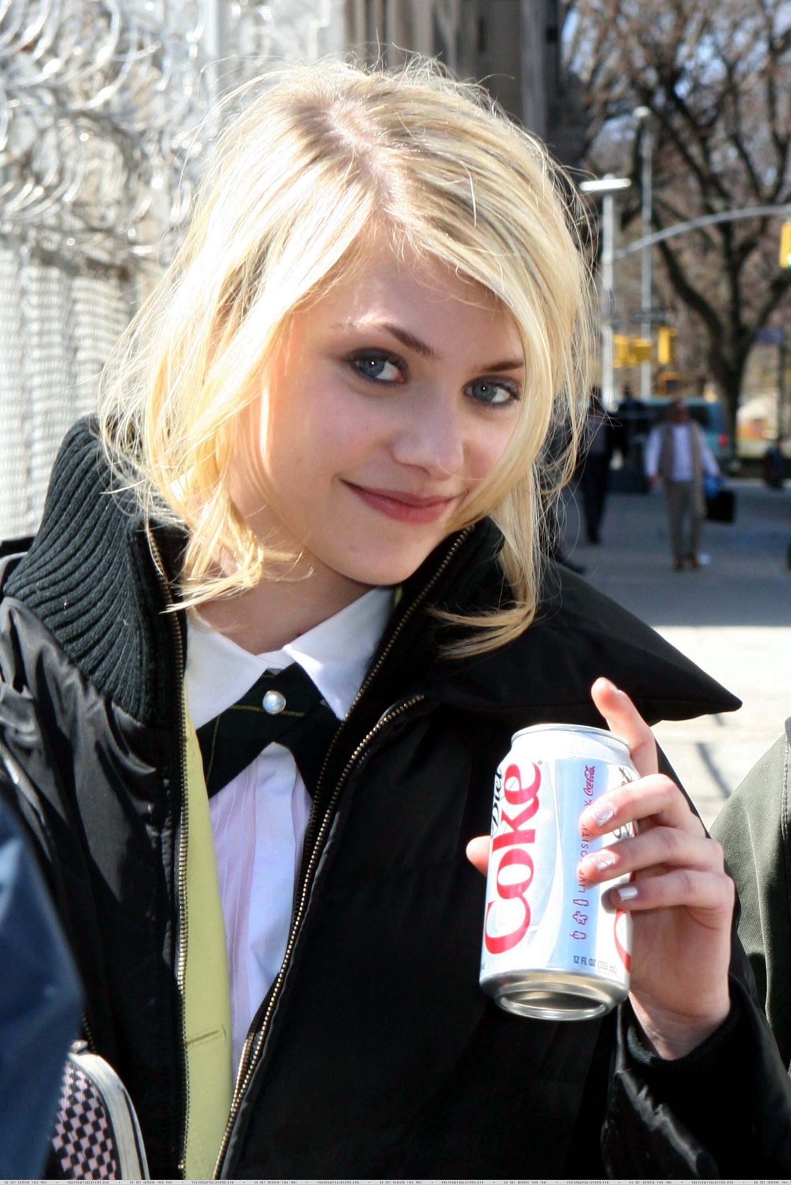 Picture of Taylor Momsen