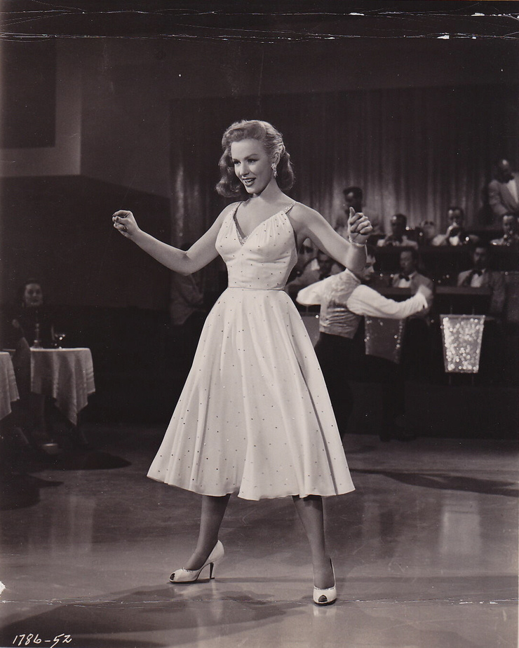 Ain't Misbehavin' picture