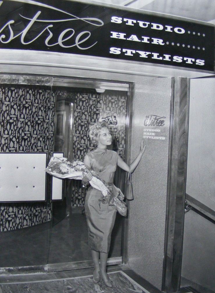 Carole Lesley picture
