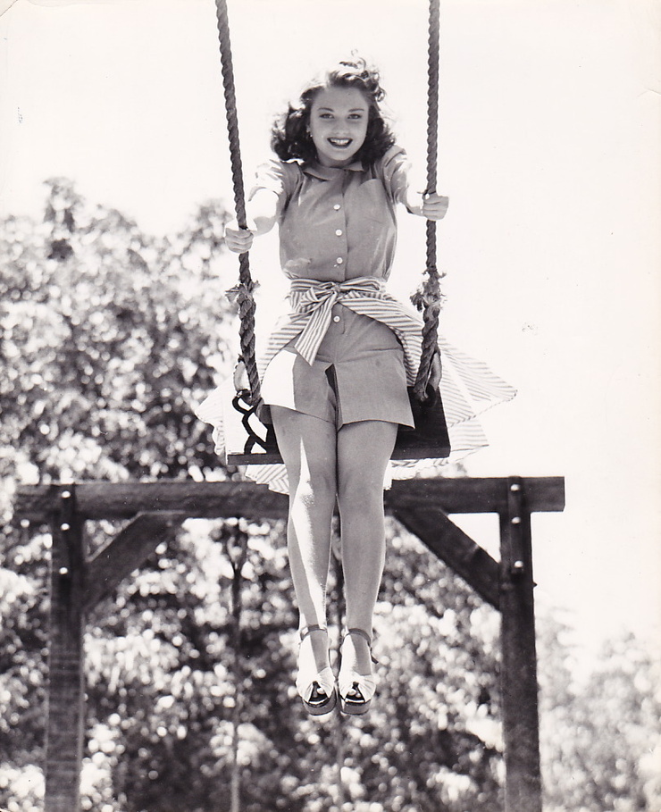 Picture of Anne Baxter