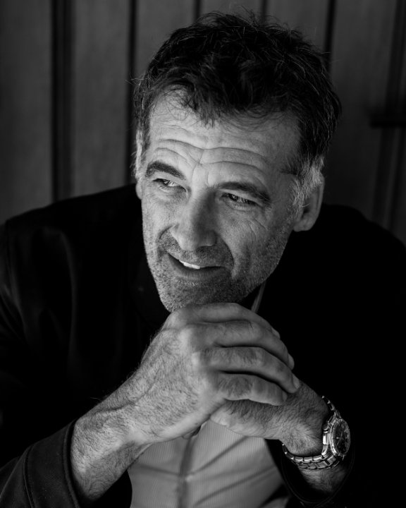 Picture of Bruce Thomas