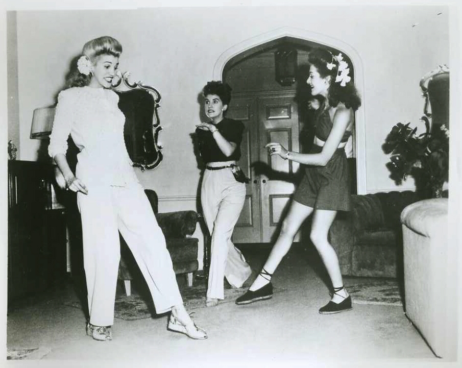 Picture of The Andrews Sisters