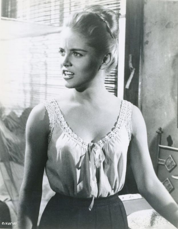 Sue Lyon picture