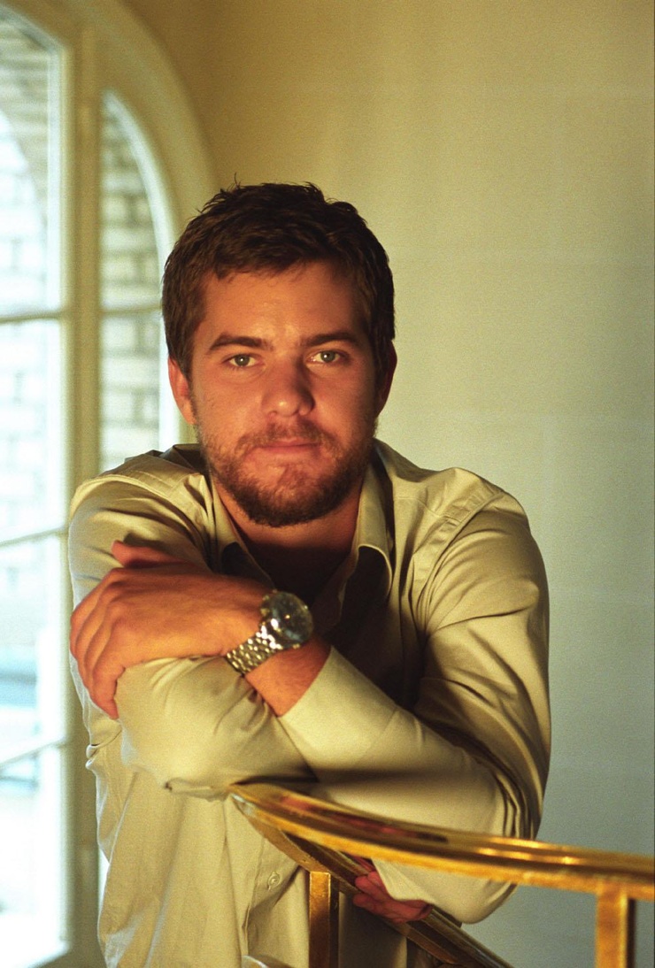 Image of Joshua Jackson
