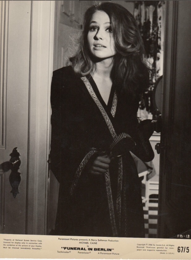 Picture of Eva Renzi