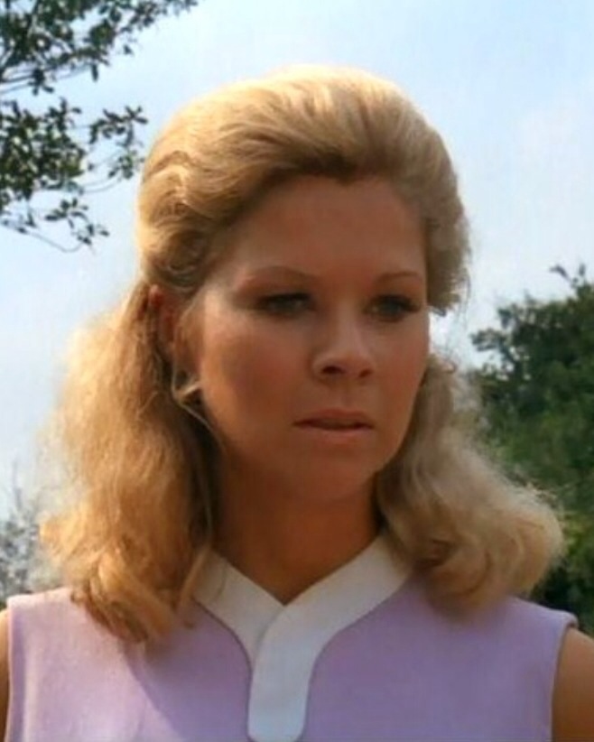 Picture of Suzanne Neve