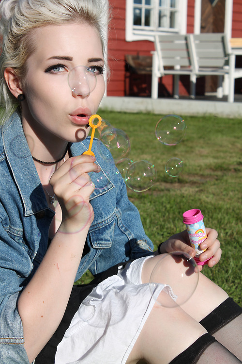 Alexandra Catherine Axelina picture