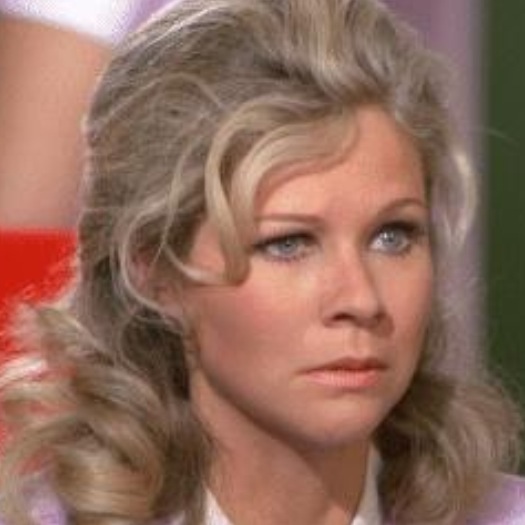 Picture of Suzanne Neve