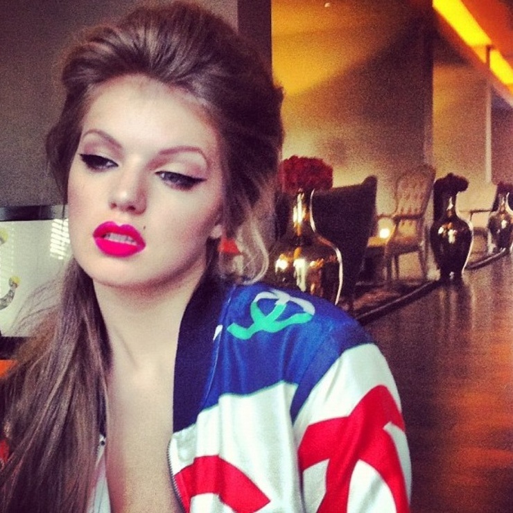 Amanda Gullickson picture