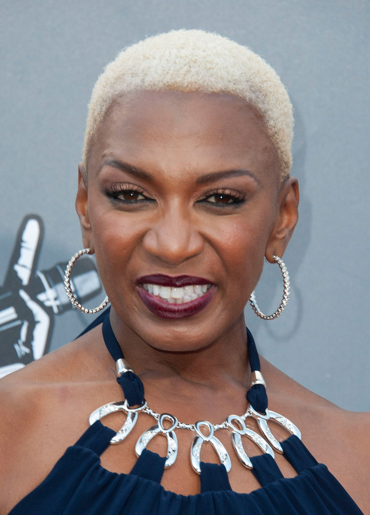 Picture of Sisaundra Lewis