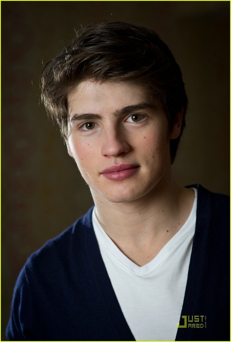 Picture of Gregg Sulkin