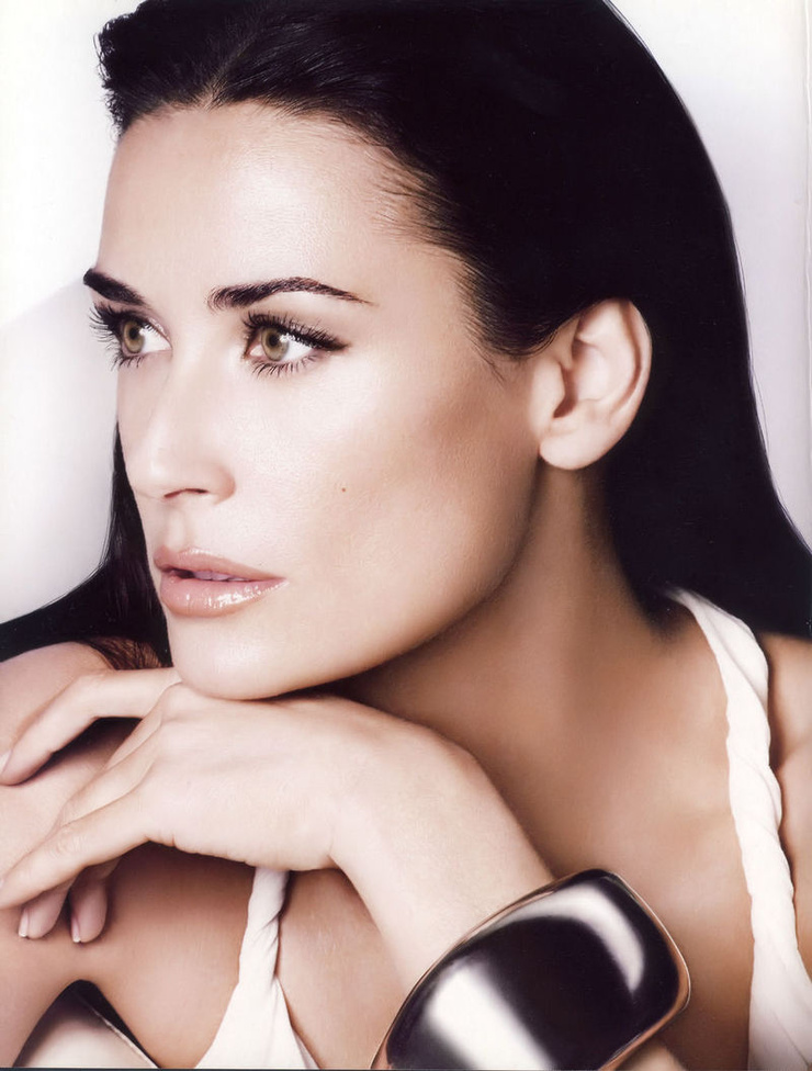Demi Moore picture