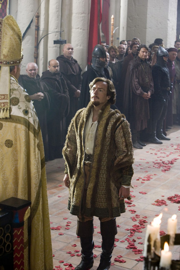 Picture of Toby Stephens