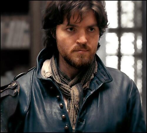 Tom Burke picture