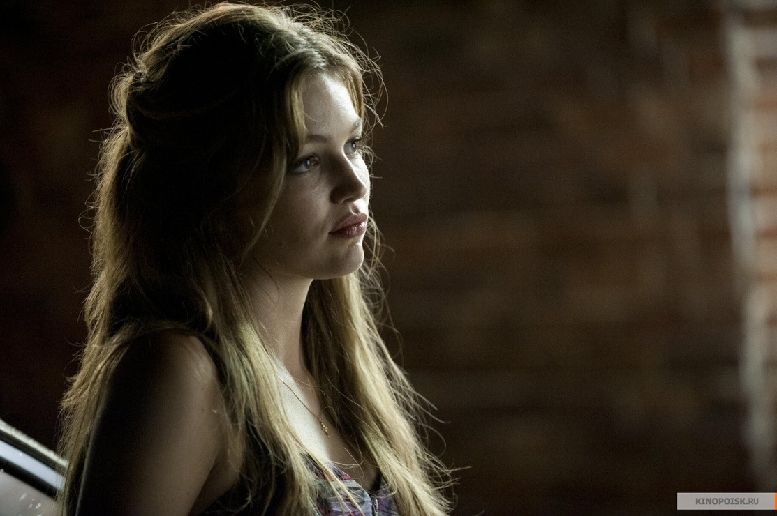 Picture of Lili Simmons