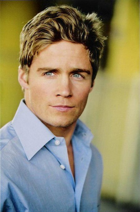 Picture of Dan Wells