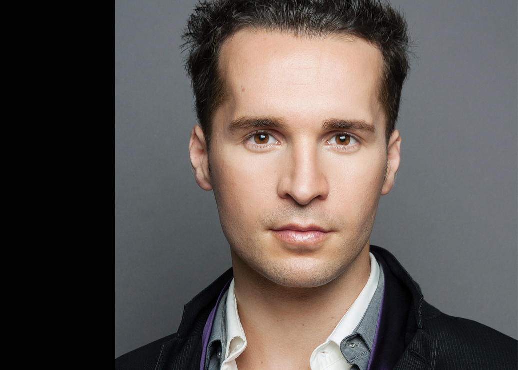 Picture of Christopher Emerson