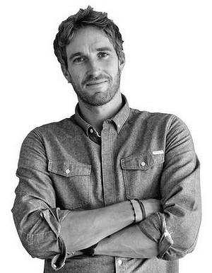 Picture of Darren Robertson