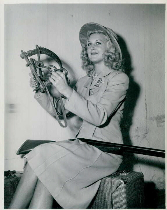 Picture of Joan Shawlee