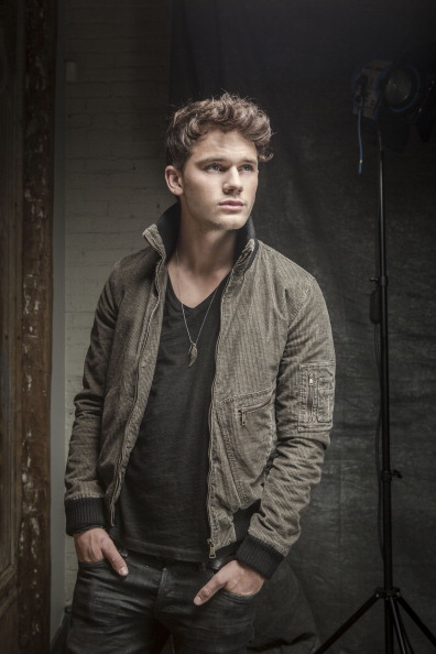 Picture of Jeremy Irvine