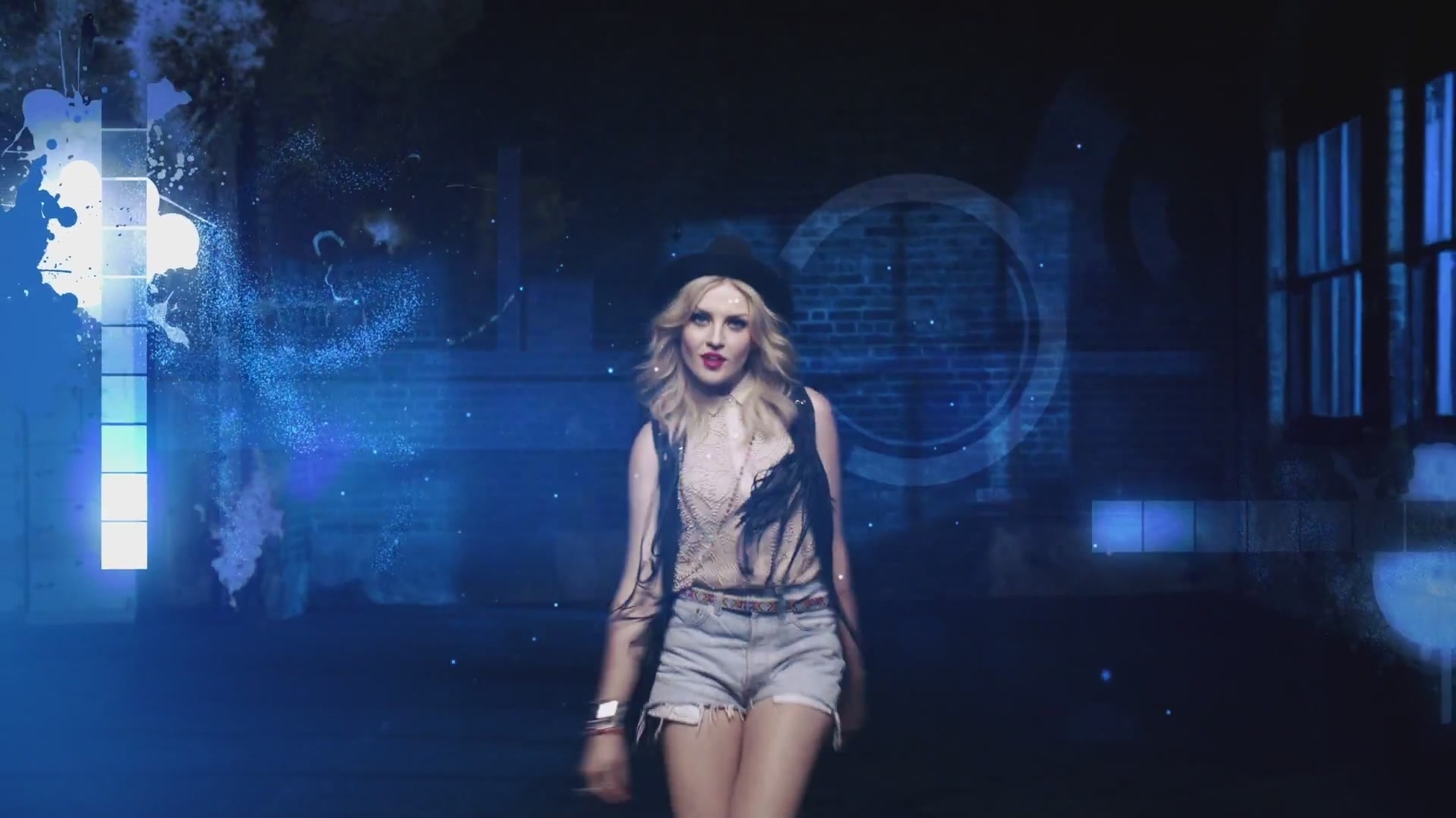 Picture of Perrie Edwards