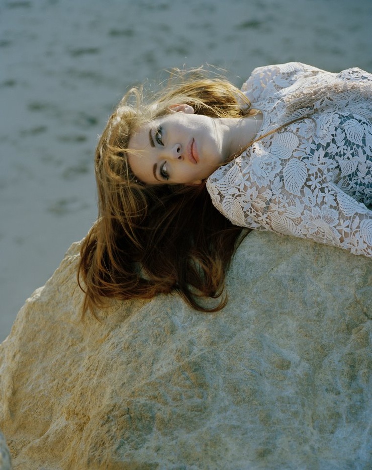 Anna Van Hooft picture