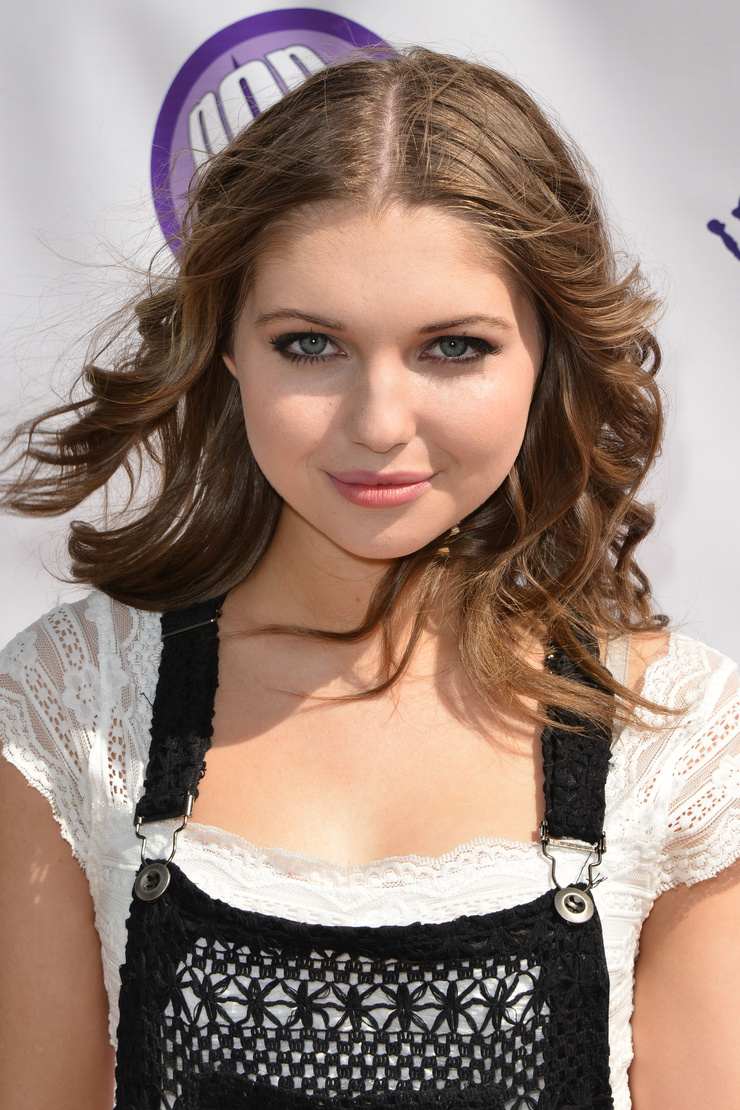 Picture of Sammi Hanratty