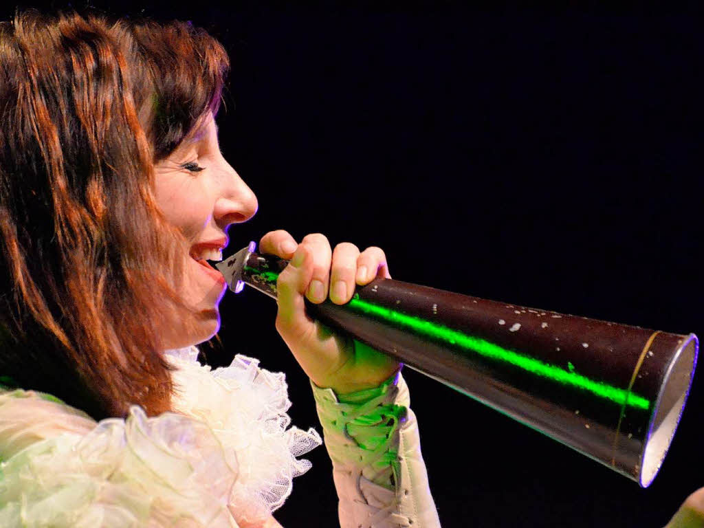 Meret Becker picture