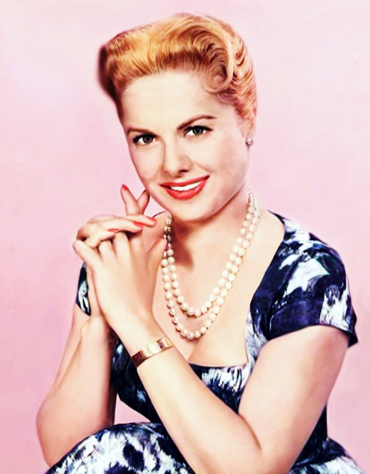 Image of Martha Hyer