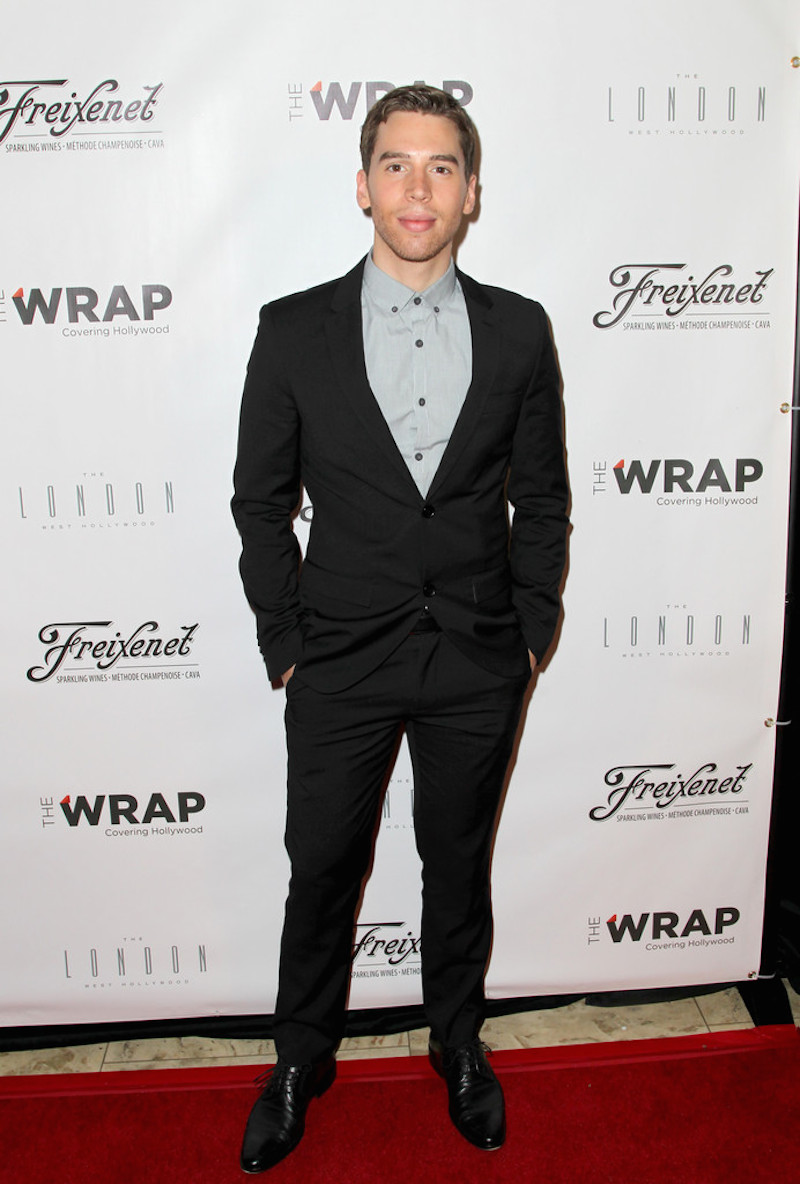 Picture of Jordan Gavaris