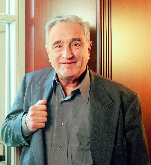 Picture of Michael Degen