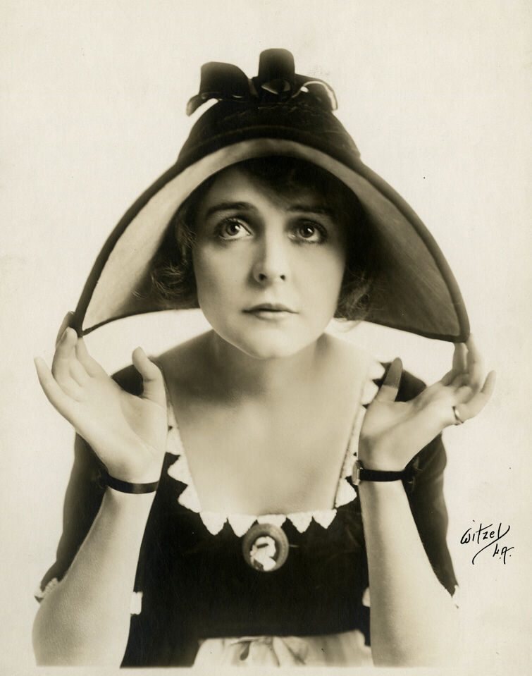 Image of Enid Bennett