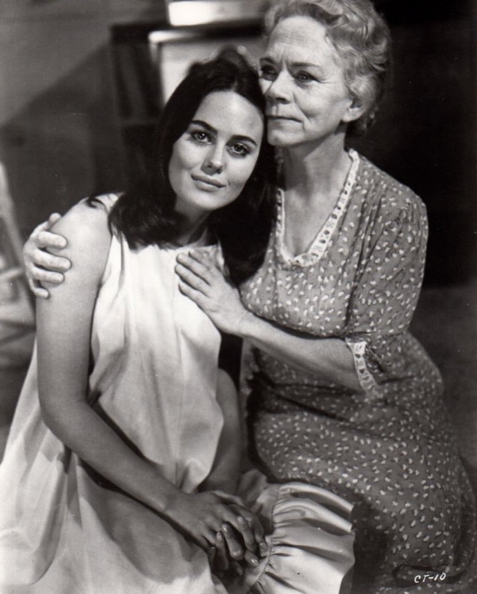 Picture of Sharon Hugueny