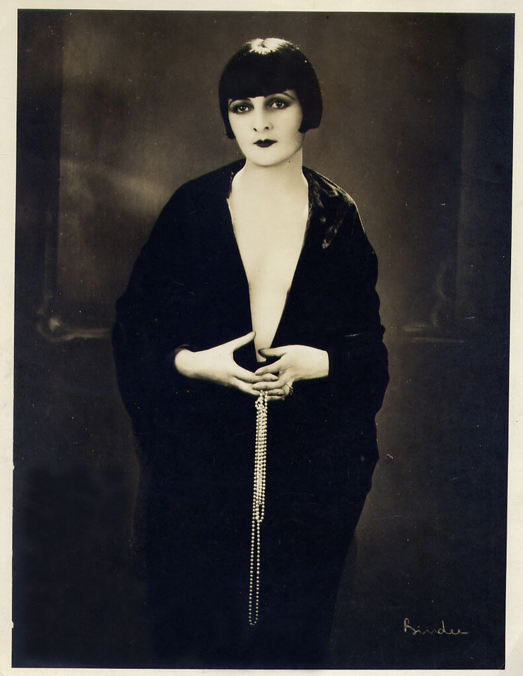 Picture of Lya De Putti