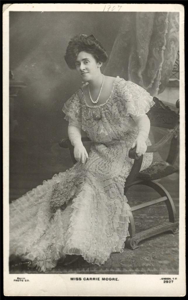 Image of Carrie Moore