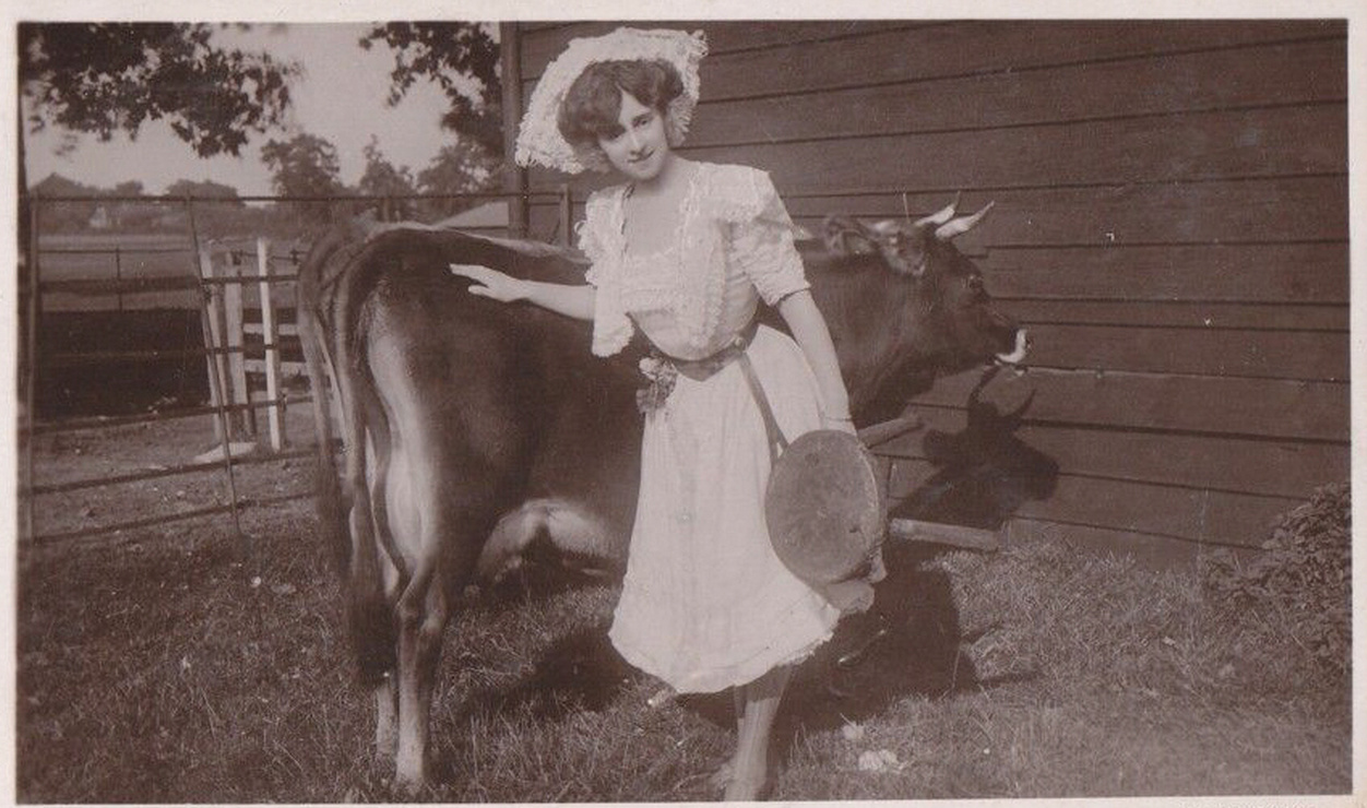 Picture of Carrie Moore