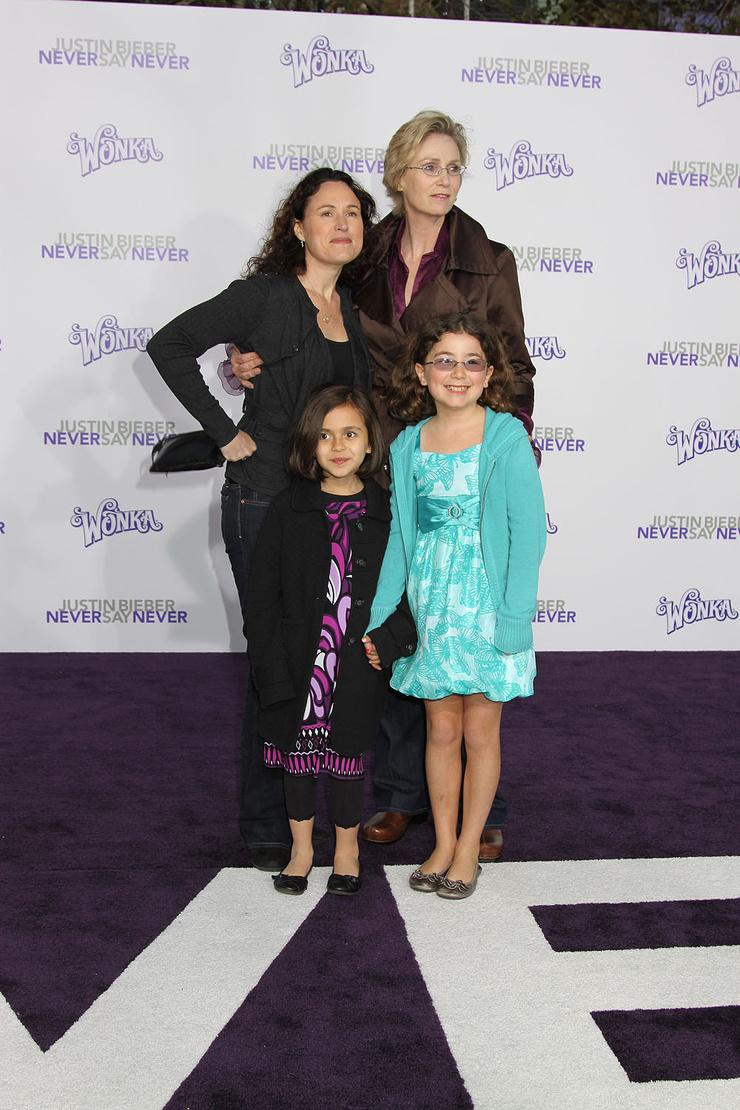 Picture of Lara Embry