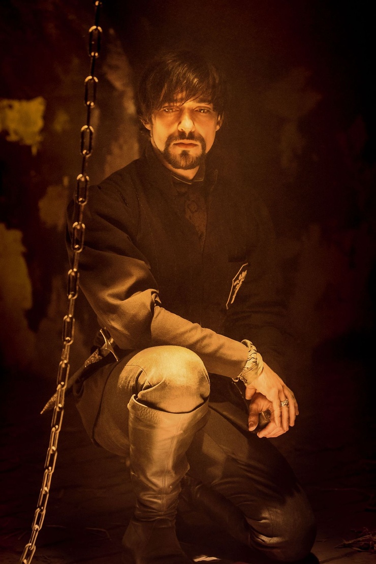 Picture of Blake Ritson