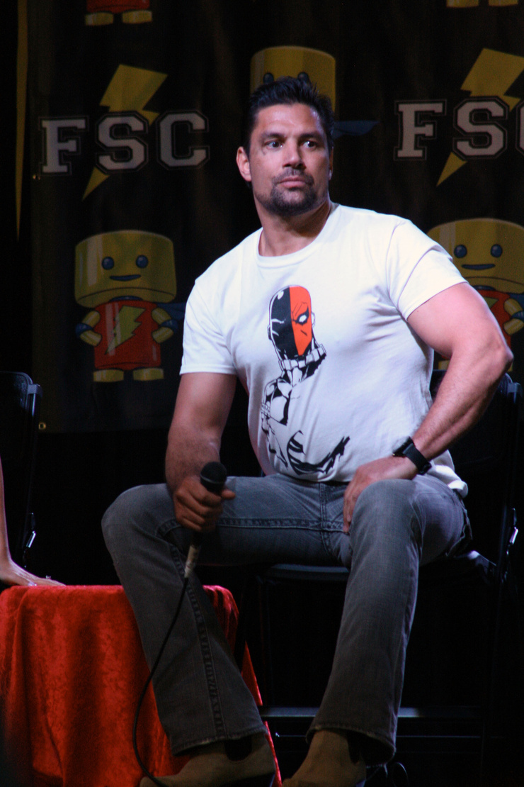 Manu Bennett picture