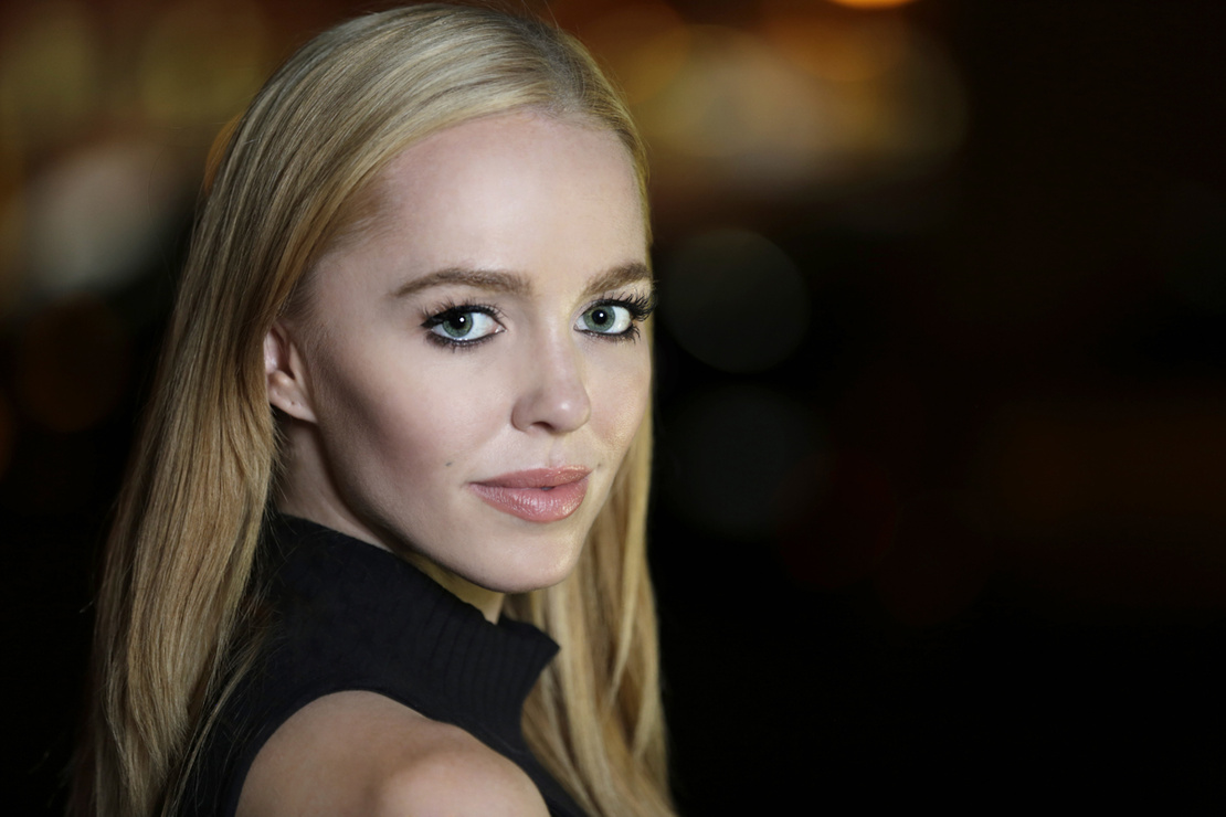 Picture of Elizabeth Deo