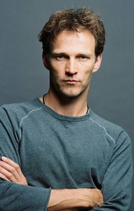Picture of Stephen Moyer