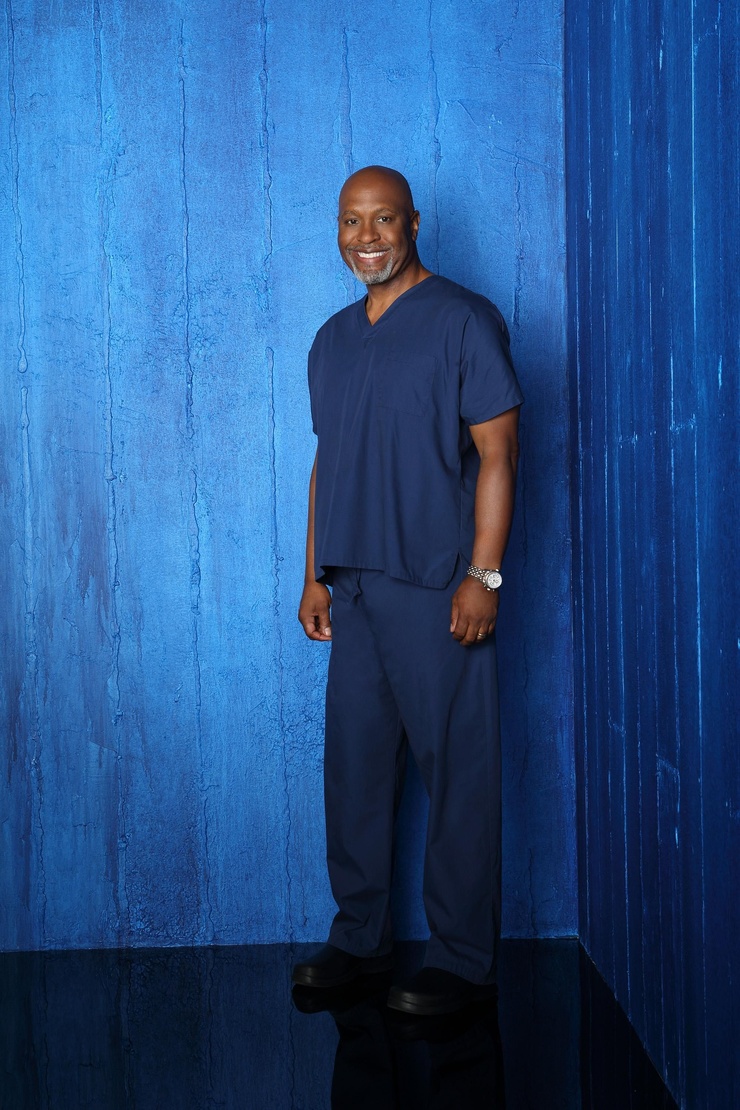 Picture of James Pickens Jr.