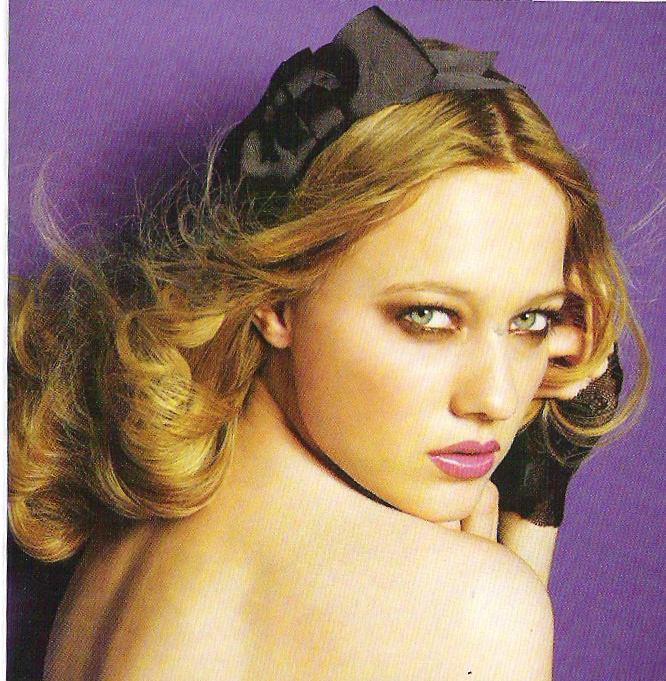 Picture of Zippora Seven